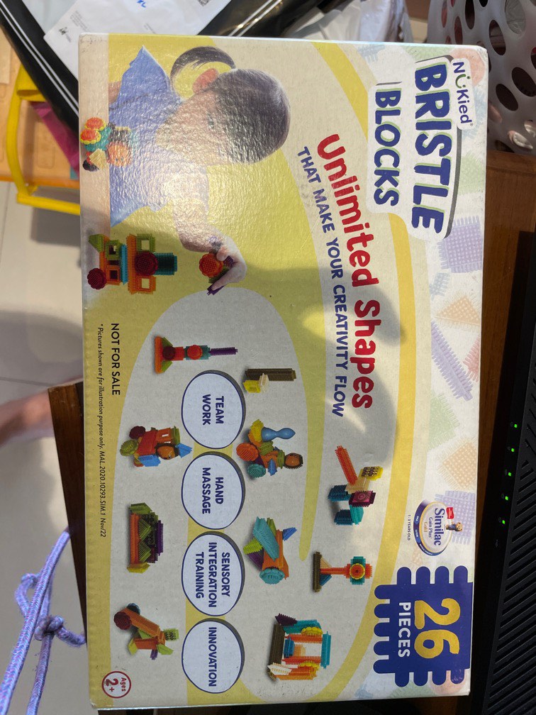 Bristle block, Hobbies & Toys, Toys & Games on Carousell