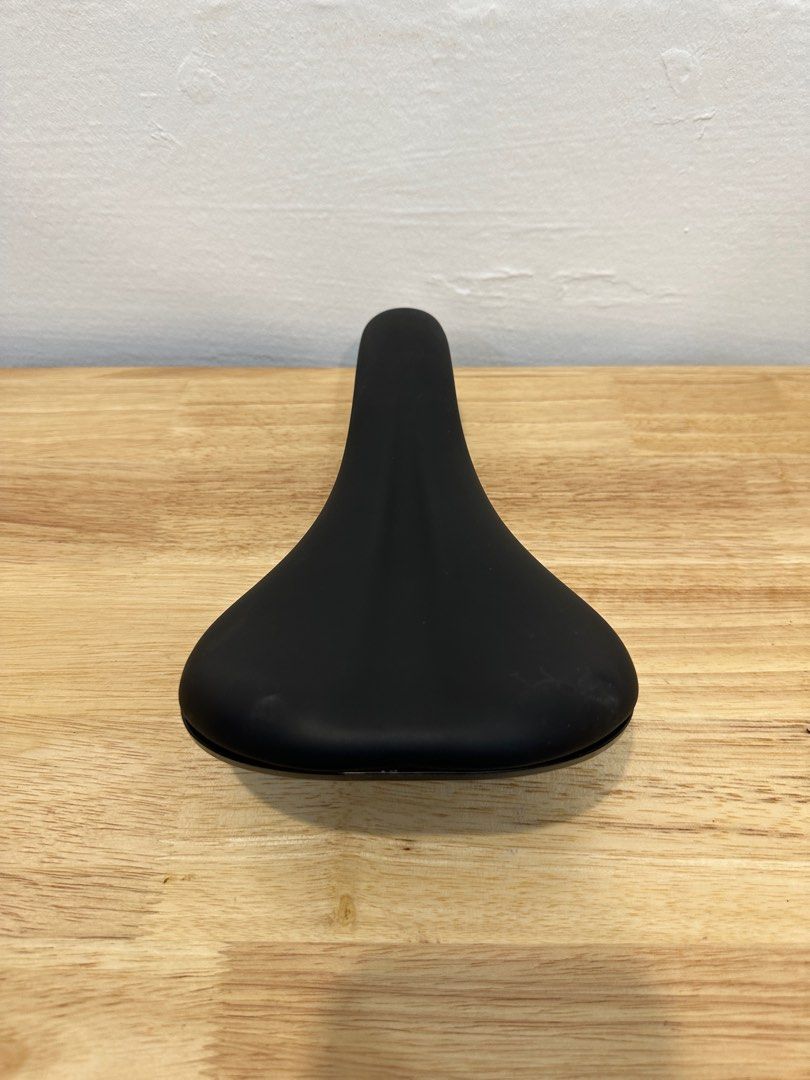 Brompton P-line saddle, Sports Equipment, Bicycles & Parts, Parts ...