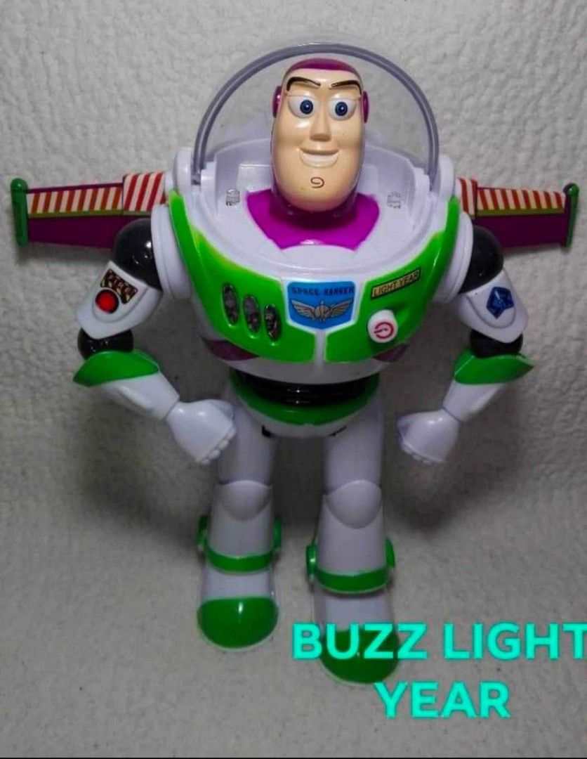 BUZZ LIGHTYEAR WITH WINGS BATTERY OPERATED, Hobbies & Toys, Toys ...
