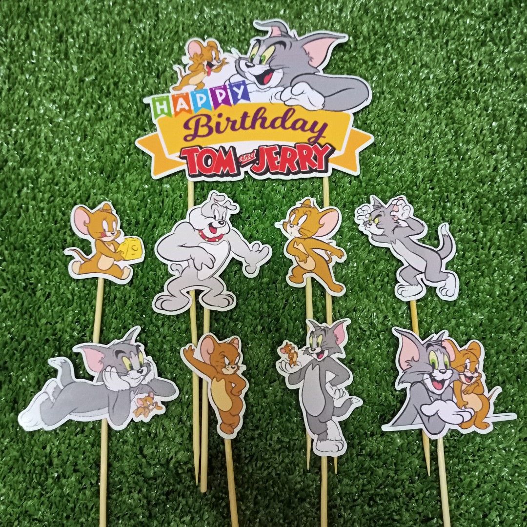 Cake topper Tom and Jerry, Hobbies & Toys, Stationery & Craft, Other ...