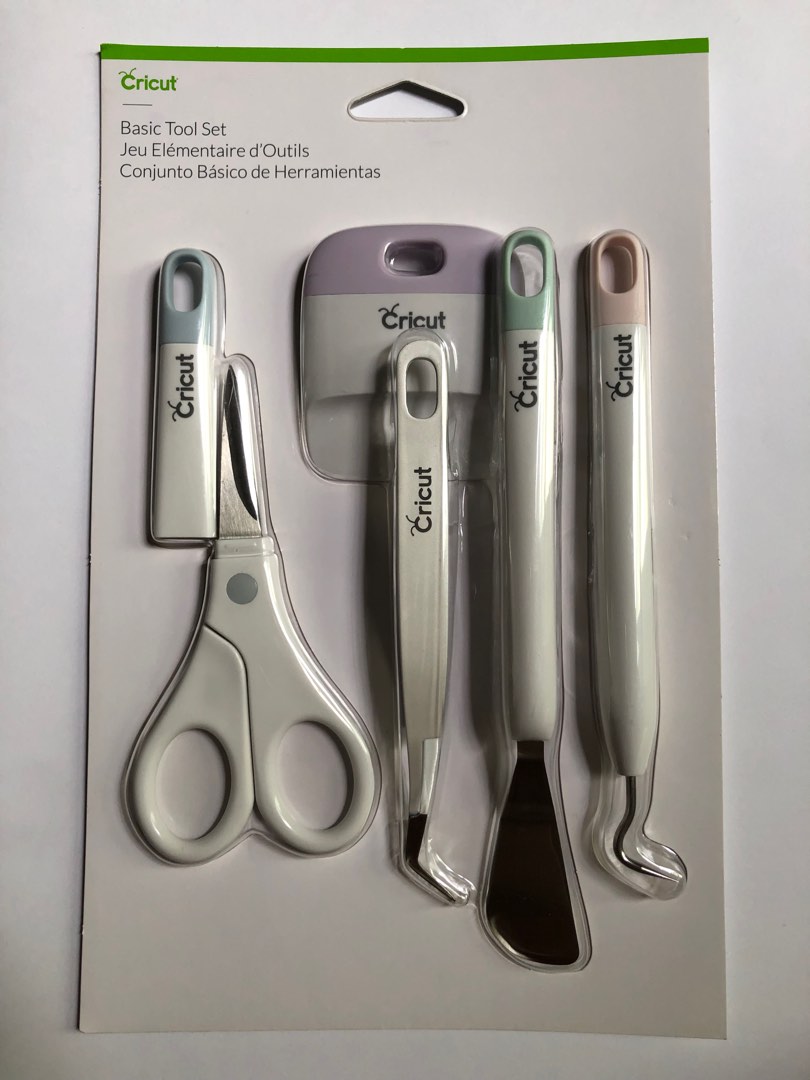 Cricut Basic Tool Set, Hobbies & Toys, Stationery & Craft, Craft ...