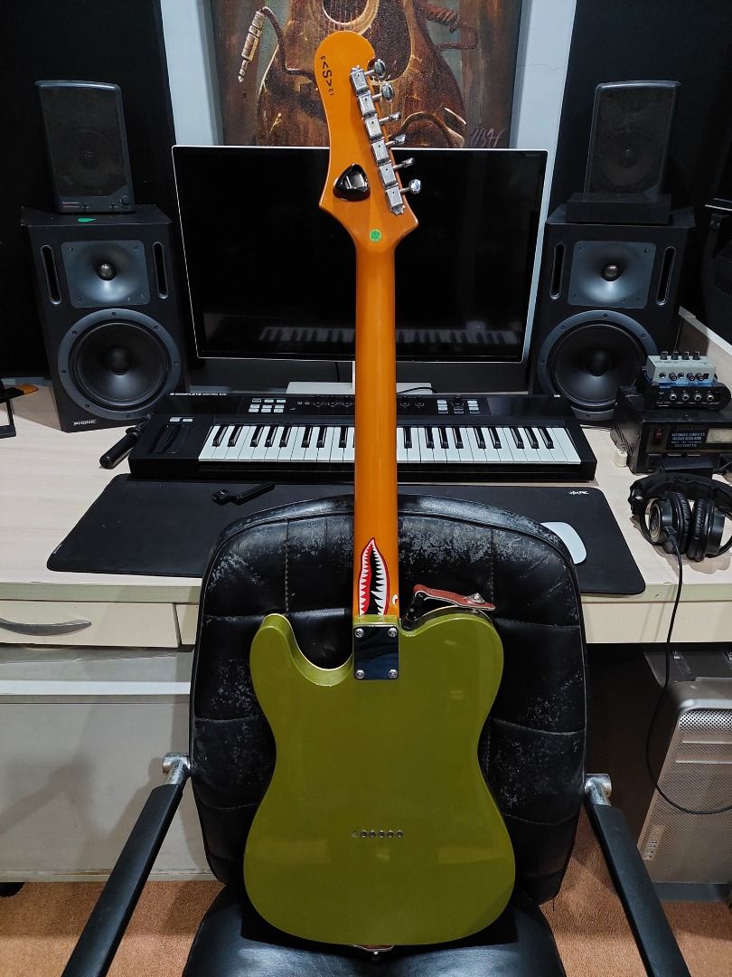 D&D T-Rex Mong Alcaraz Signature like new Sale Swap, Hobbies & Toys ...