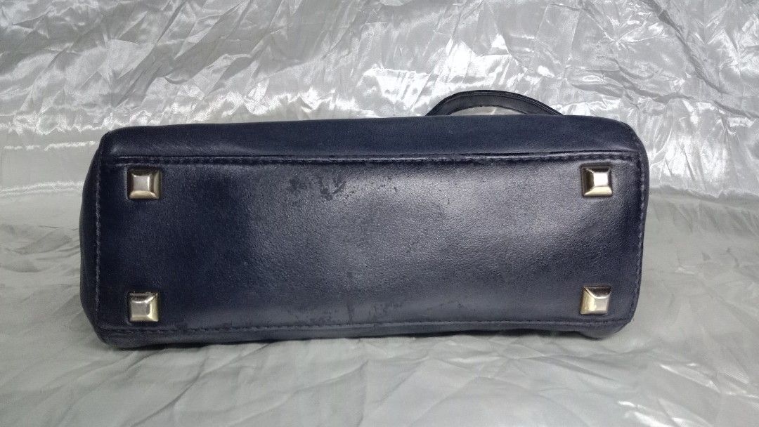 Dilaks shoulder(kili-kili) bag, Women's Fashion, Bags & Wallets ...