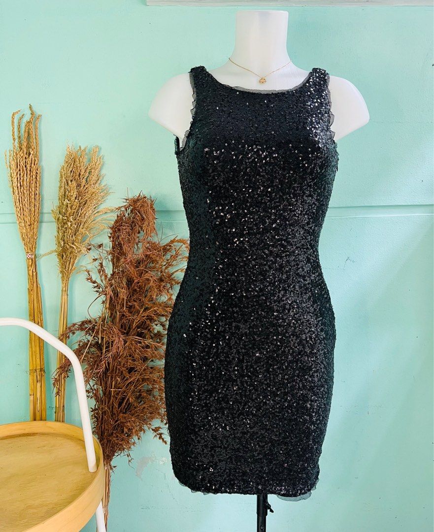 Disco party dress Glittery dress, Women's Fashion, Dresses & Sets ...