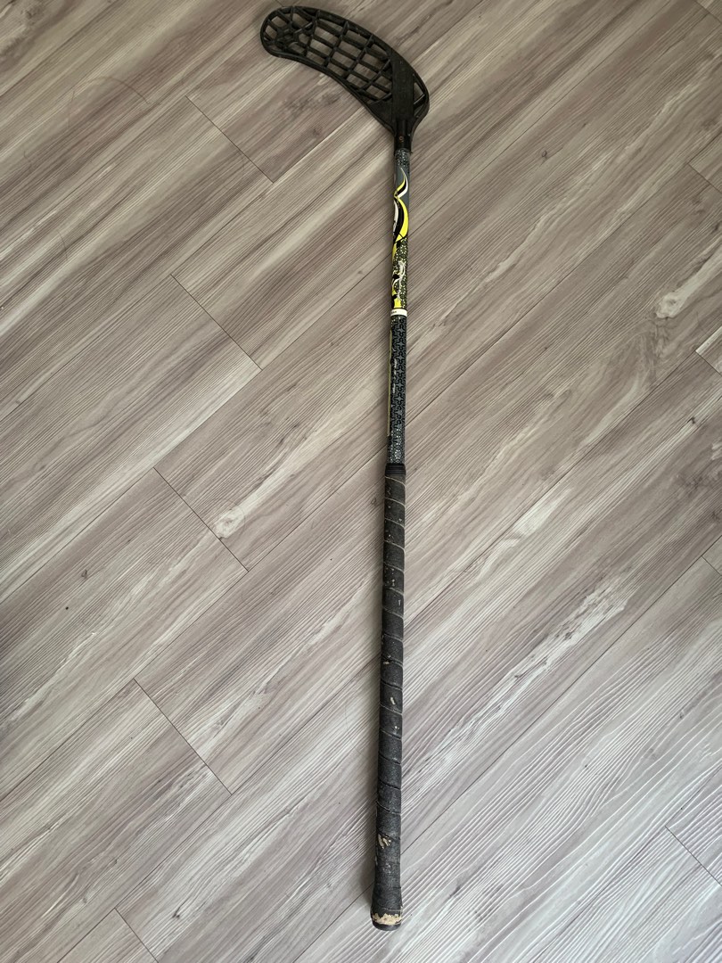 Extee floorball stick, Sports Equipment, Sports & Games, Racket & Ball ...