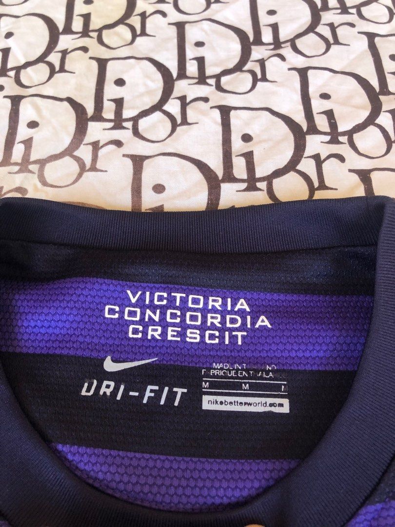 Fly Emirates Jersey, Men's Fashion, Activewear on Carousell