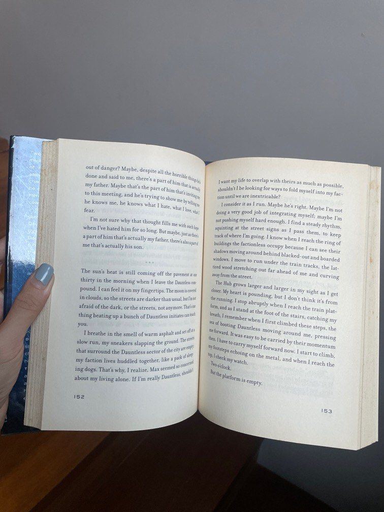 Four by Veronica Roth divergent series hardbound, Hobbies & Toys, Books ...