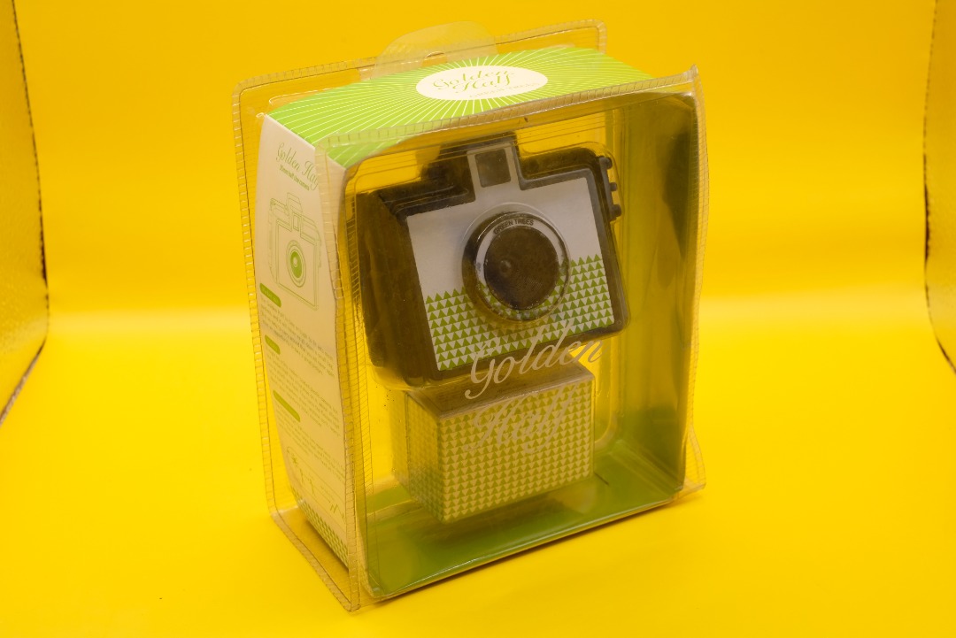 Golden Half 35mm half frame, Photography, Cameras on Carousell