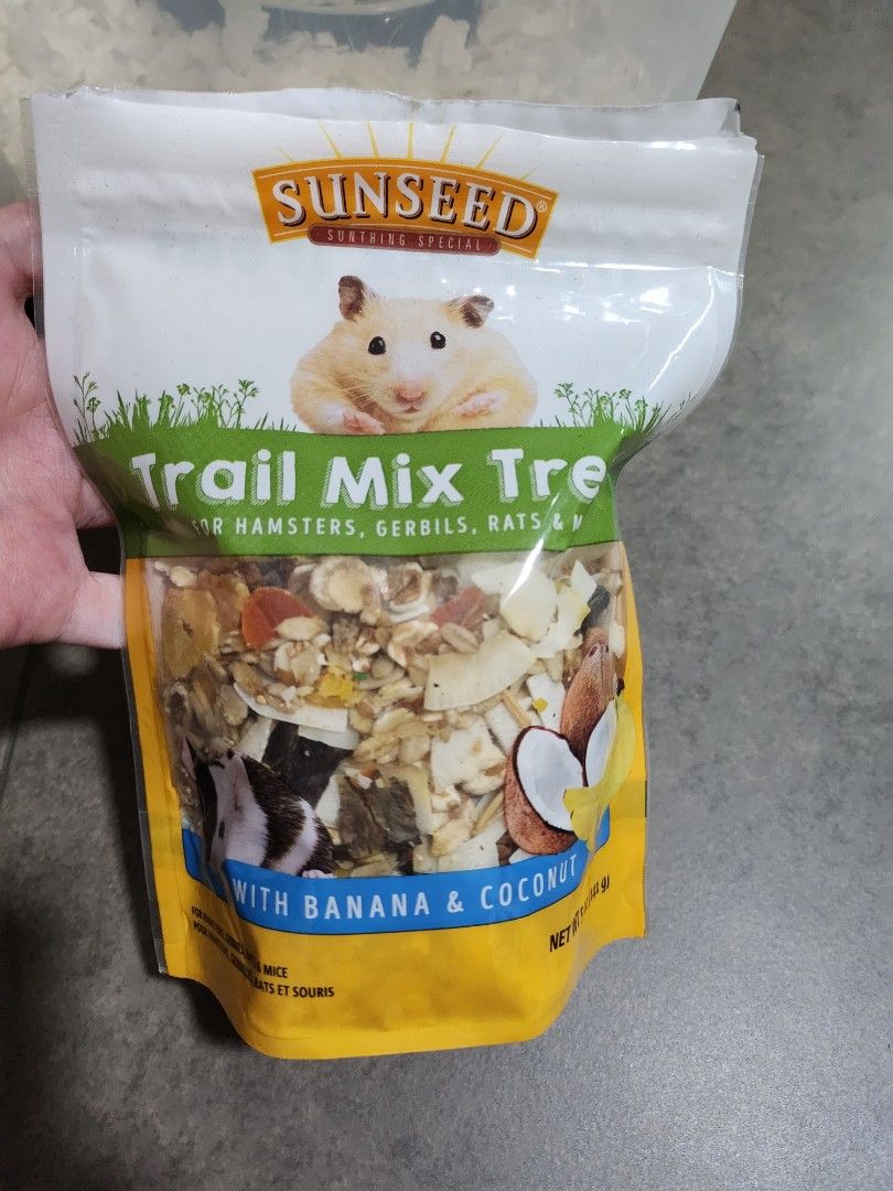 Hamster treat food trail mix, Pet Supplies, Pet Food on Carousell