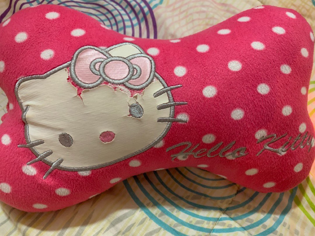 HELLO KITTY HEAD REST, Hobbies & Toys, Toys & Games on Carousell