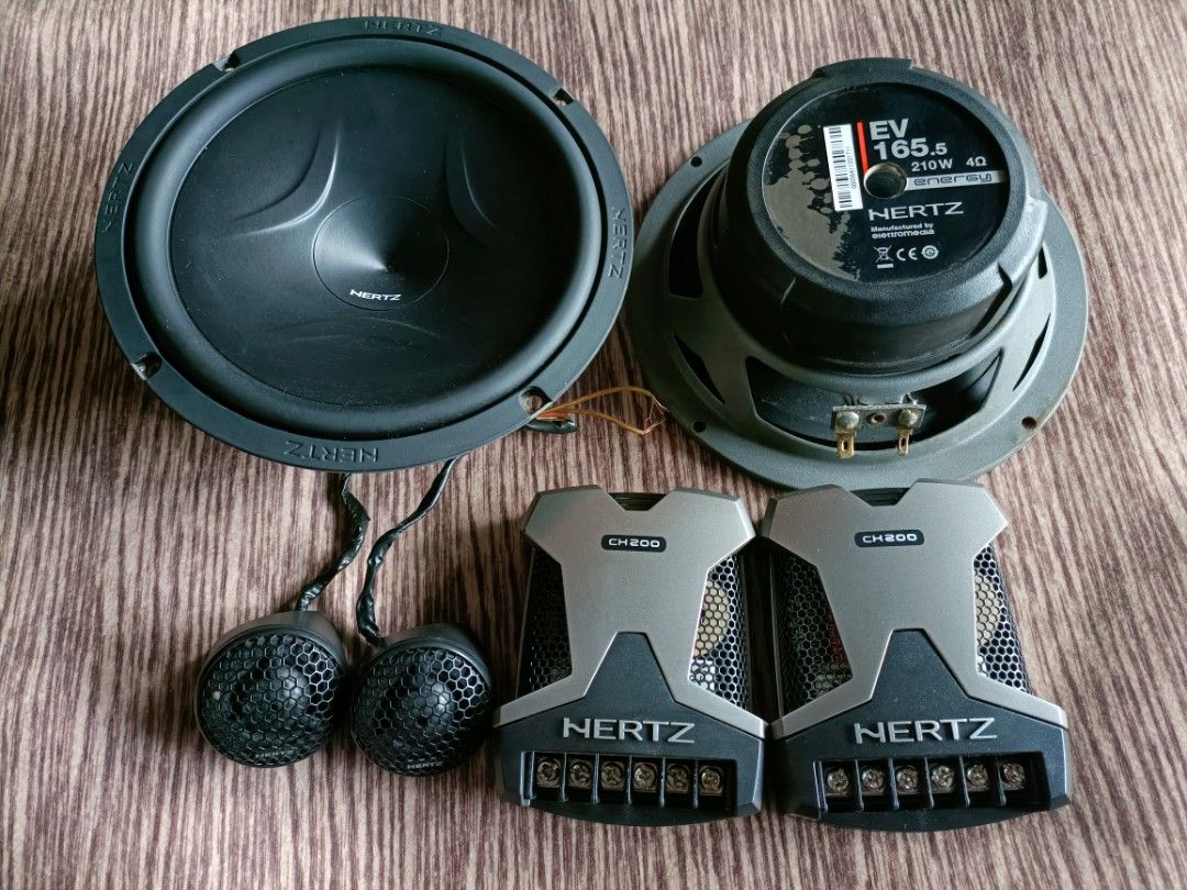 HERTZ HCP 4. 4 channel amplifier + 1 set HERTZ EV165.5.210 Watt component speaker, Car ...