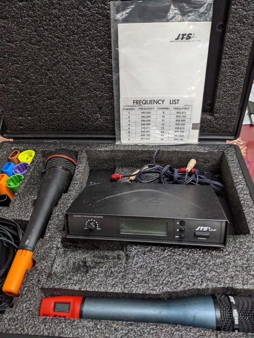 JTS Wireless Microphone, Audio, Microphones on Carousell