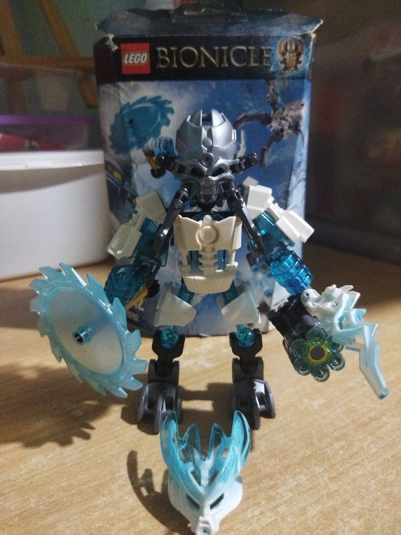 LEGO Bionicle - Protector of Ice, Hobbies & Toys, Toys & Games on Carousell