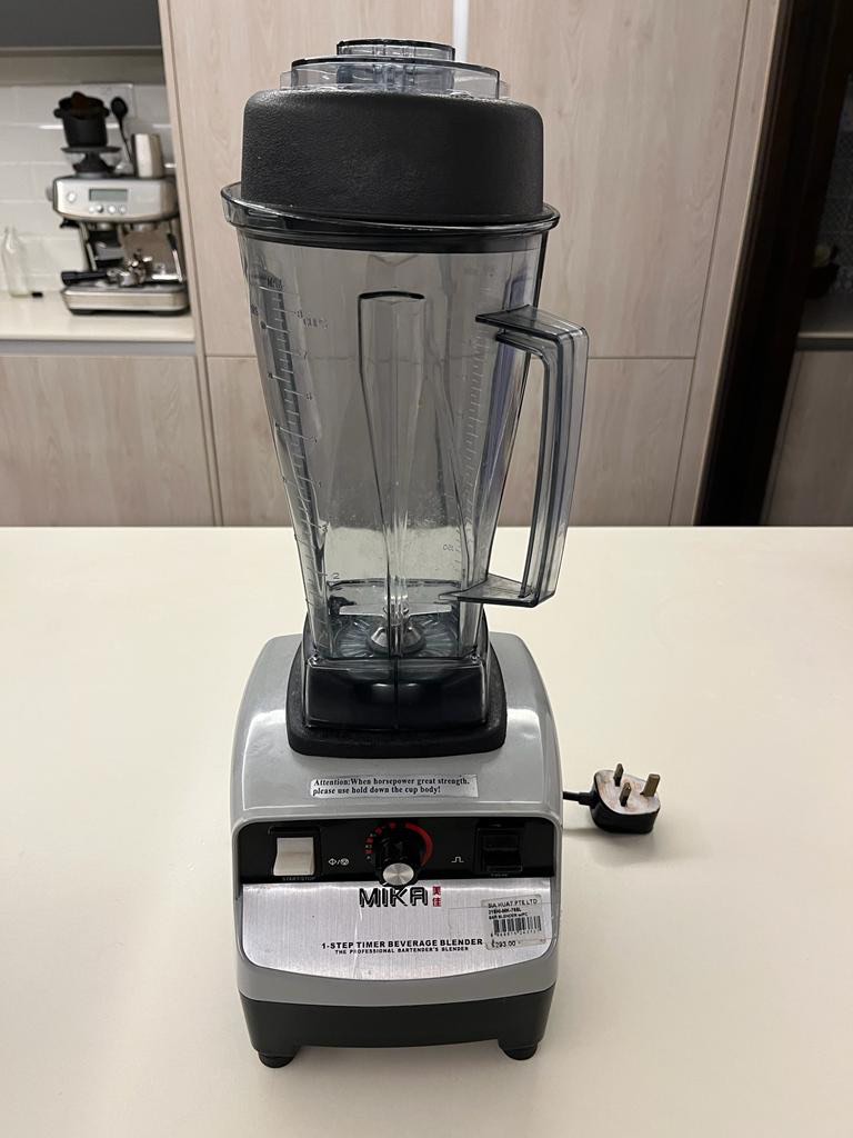 Mika Professional Beverage Blender 2.0L, Grey and Black, TV & Home ...