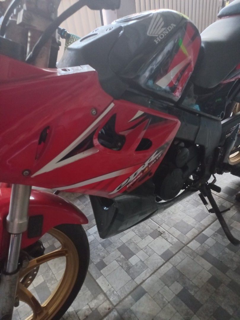 MINERVA replika CBR150, Motor di Carousell