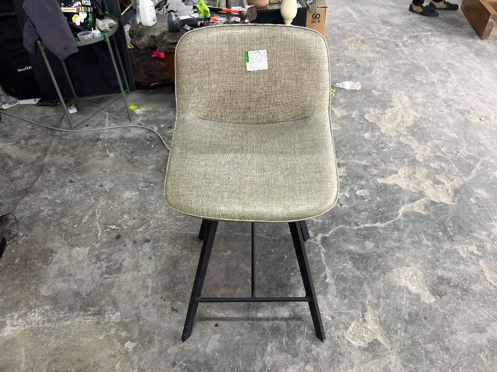 Modern Design Bar Chair Light Grey Colour / Kerusi Bar Rekaan Moden ...