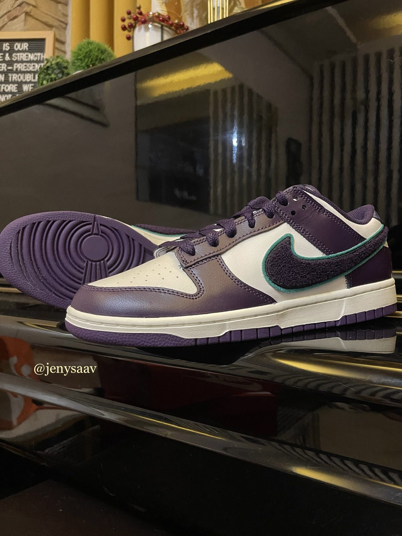 Nike Dunk Low Grand Purple Chinelle Swoosh, Men's Fashion, Footwear ...