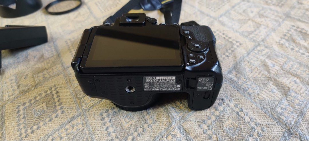 Nikon D5600 DSLR with 18-140mm lens. Like - 9/10, Photography, Cameras ...