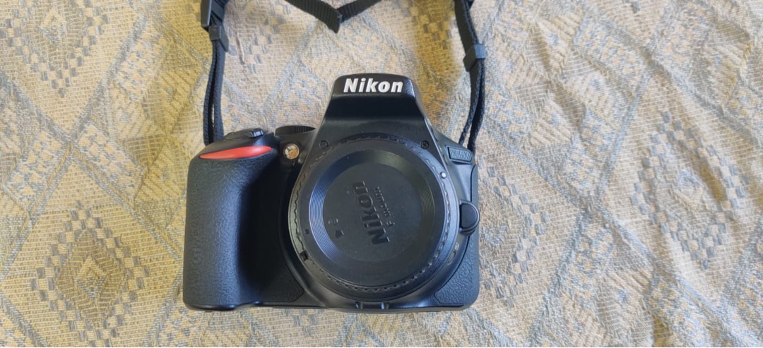 Nikon D5600 DSLR with 18-140mm lens. Like - 9/10, Photography, Cameras ...