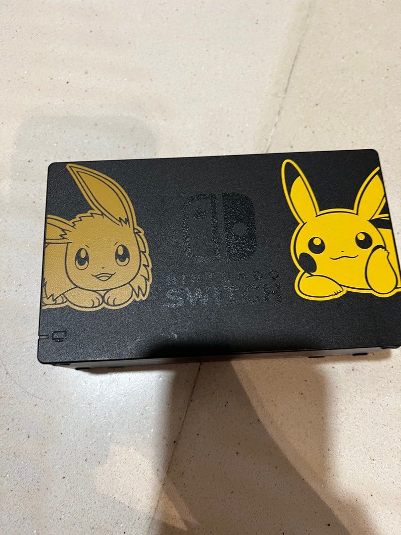 Nintendo switch (Pokémon limited edition), Video Gaming, Video Game ...
