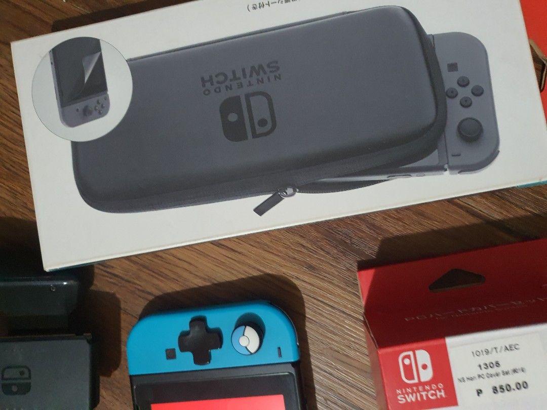 Nintendo switch V2 complete set 64GB SD, Video Gaming, Video Game ...