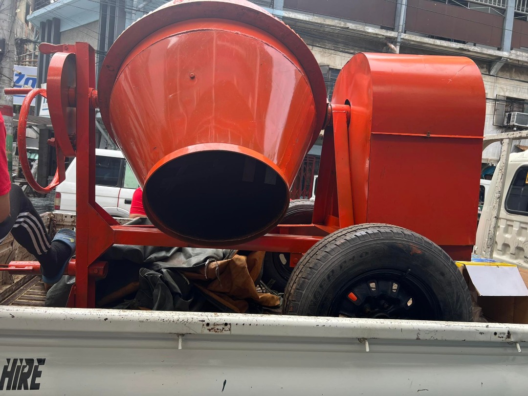 One Bagger Mixer (Gasoline Engine), Commercial & Industrial, Industrial ...