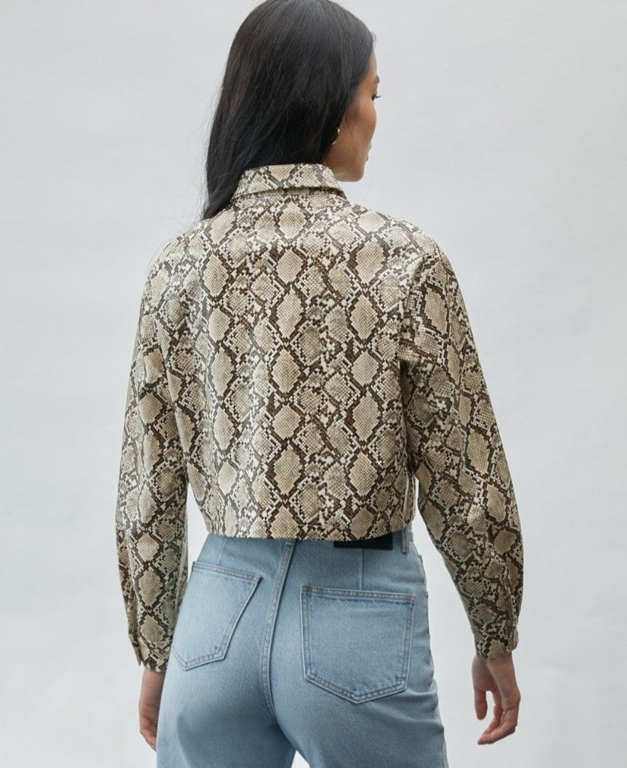 NEW POMELO LEATHER JACKET CROP ORIGINAL COUNTER, Fesyen Wanita, Pakaian ...