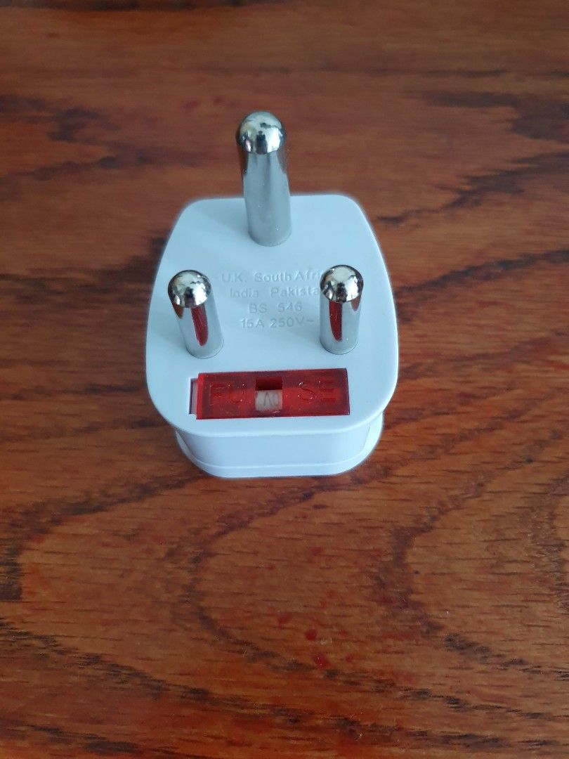 Round pin 3 pin plug with 3 pin plug socket, TV & Home Appliances ...