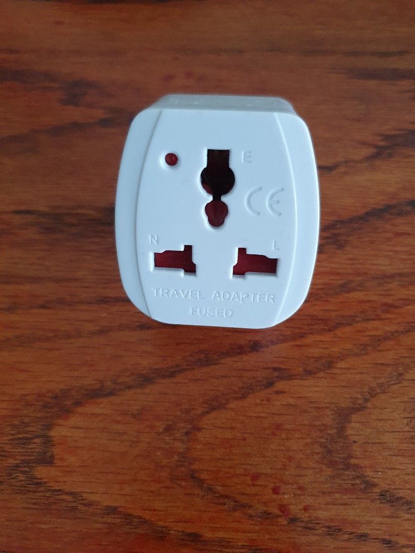 Round pin 3 pin plug with 3 pin plug socket, TV & Home Appliances ...