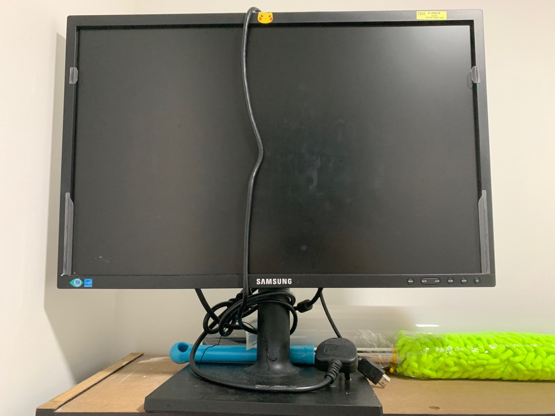 Samsung LED Monitor 22 inches (S22C450), Computers & Tech, Parts ...