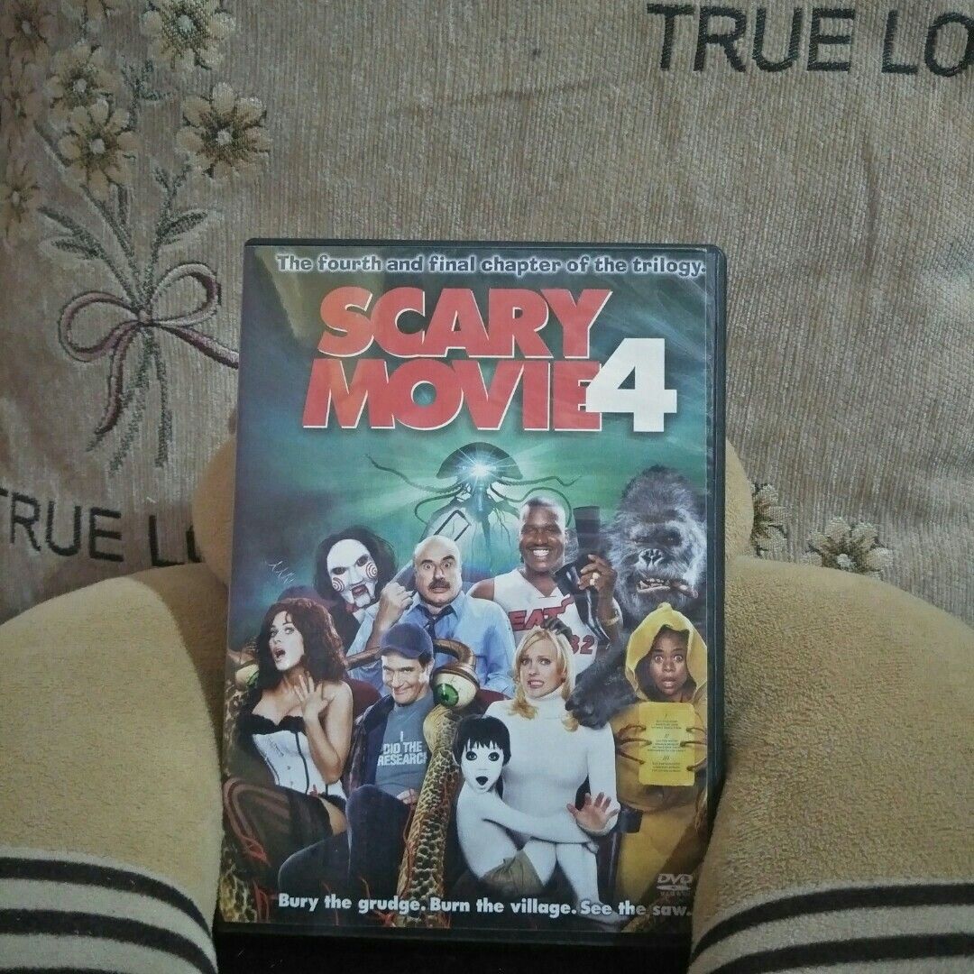 SCARY MOVIE 4, Hobbies & Toys, Music & Media, CDs & DVDs on Carousell