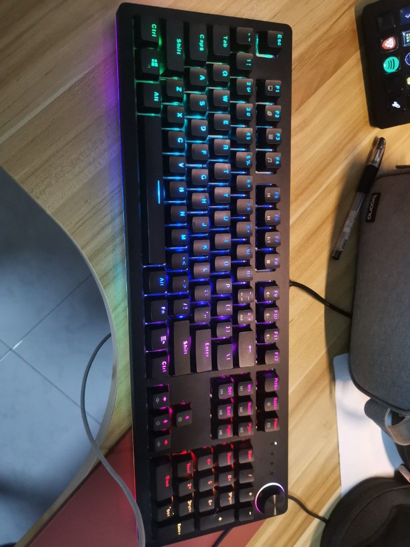 Tecware Spectre Pro, Computers & Tech, Parts & Accessories, Computer ...