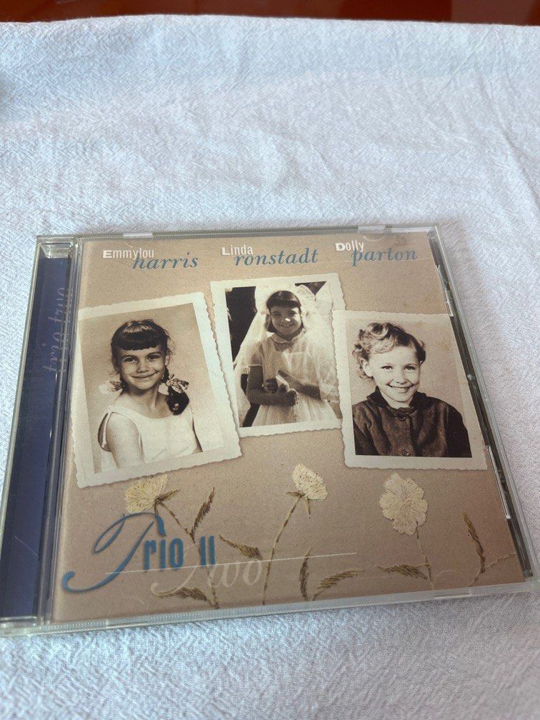 Trio II Emmylou Harris Linda Ronstadt Dolly Parton CD, 興趣及遊戲, 音樂樂器 & 配件 ...