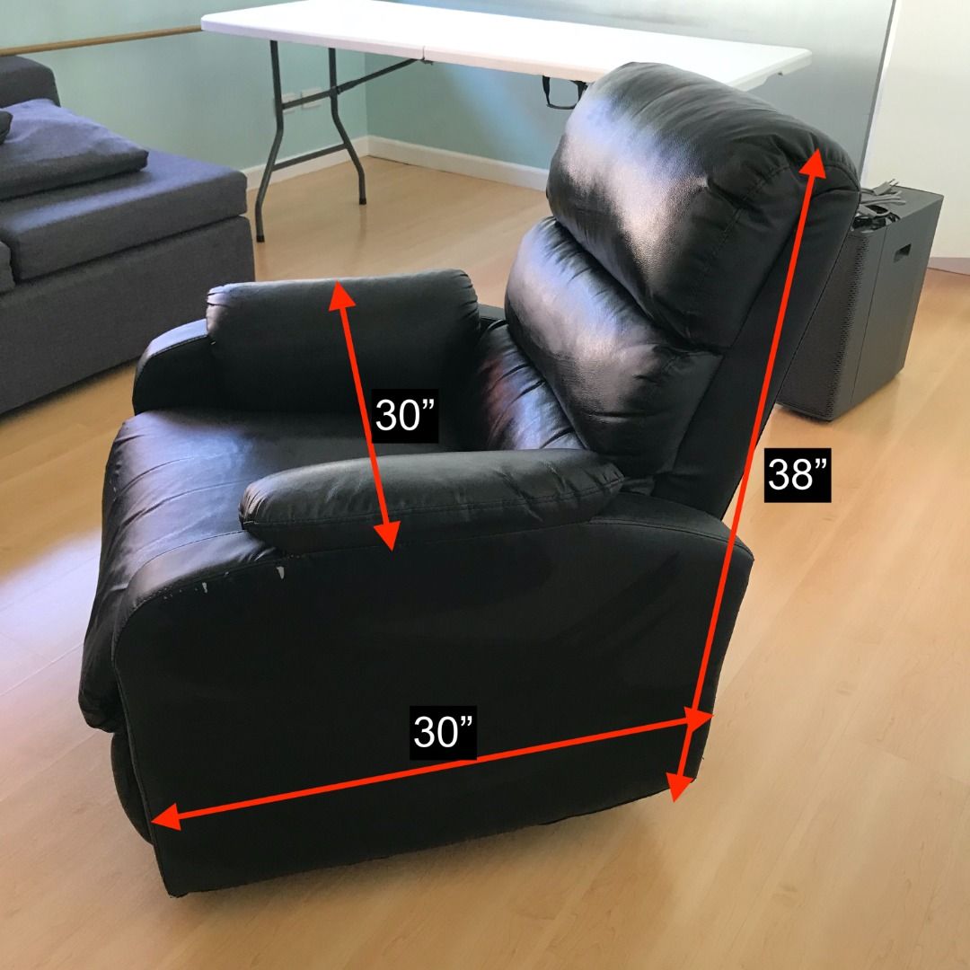 TV chair or napping chair with adjustable leg rest perfect for elderly ...