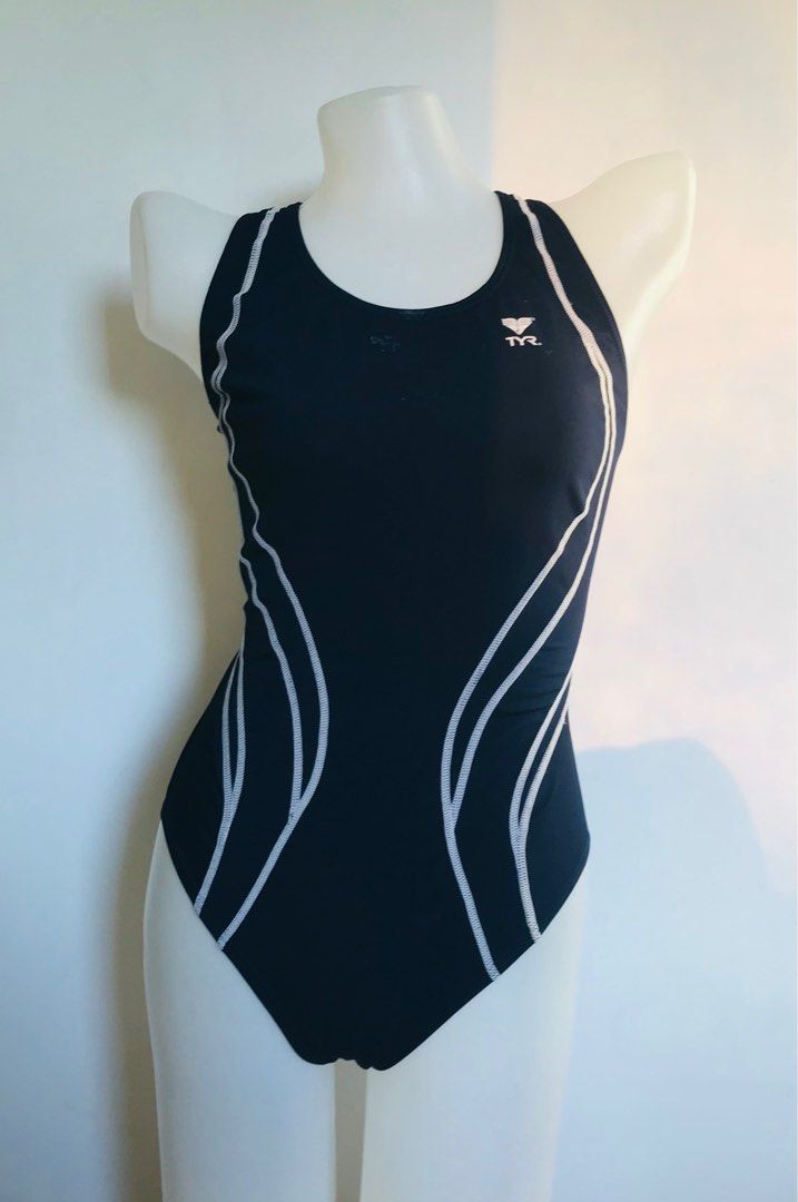TYR swimsuit, Women's Fashion, Swimwear, Bikinis & Swimsuits on Carousell