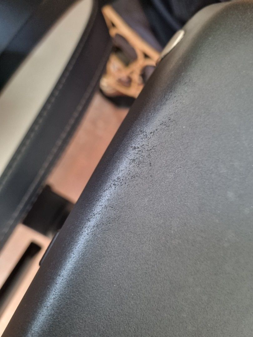 Under used secret lab chair titan evo 2022, Furniture & Home Living ...