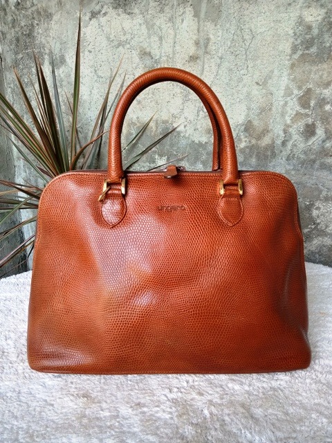 UNGARO PARIS ALMA BAG, Women's Fashion, Bags & Wallets, Tote Bags on ...