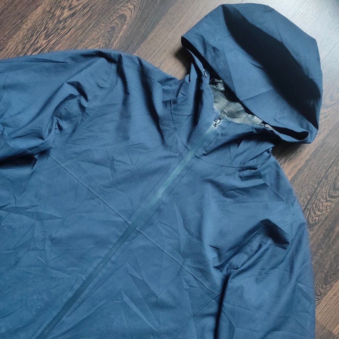 UNIQLO JAPAN JACKET | Block Tech Parka Navy Blue, Men's Fashion, Coats ...