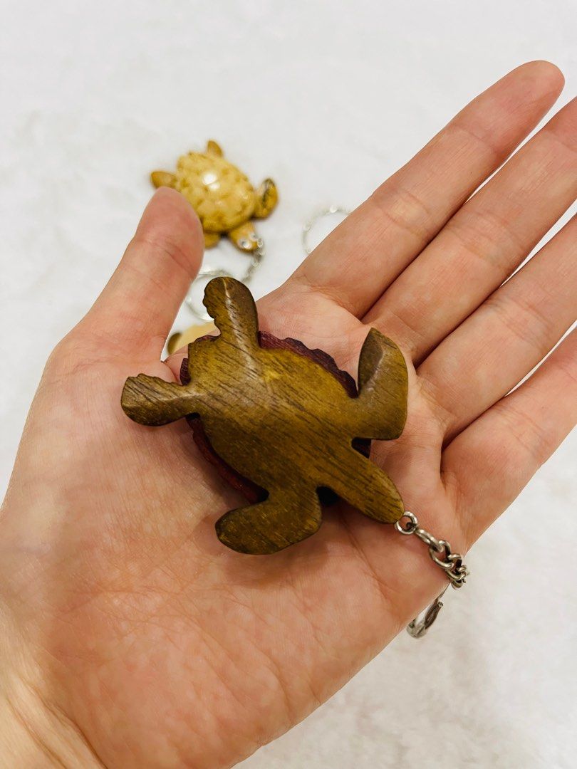 Wooden Turtle Penyu Keychain Handmade in Sabah, Hobbies & Toys ...