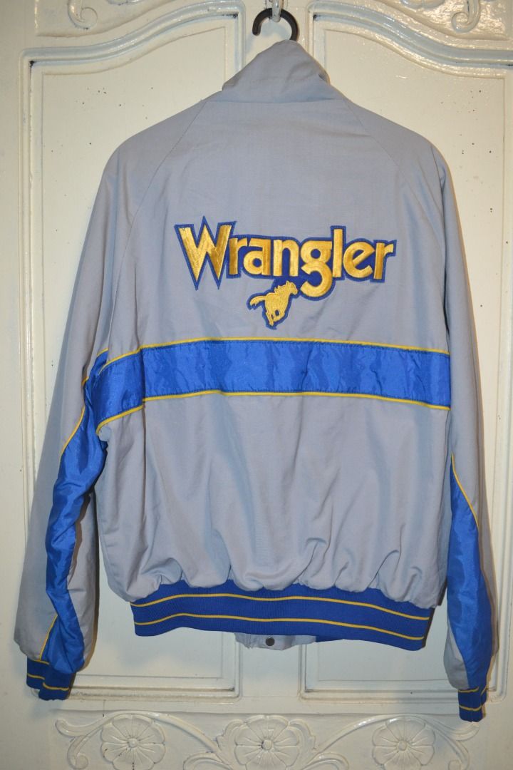 Wrangler Vintage... NFR Rodeo Jacket... Embroid Design ..........Rider ...