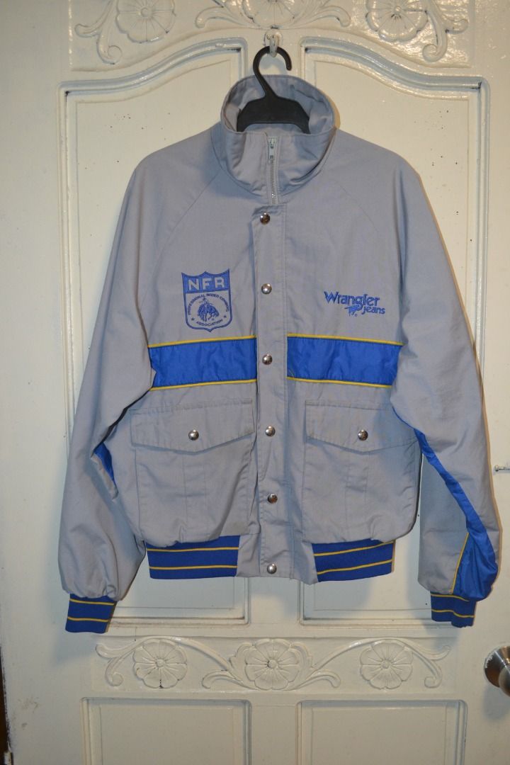 Wrangler Vintage... NFR Rodeo Jacket... Embroid Design ..........Rider ...