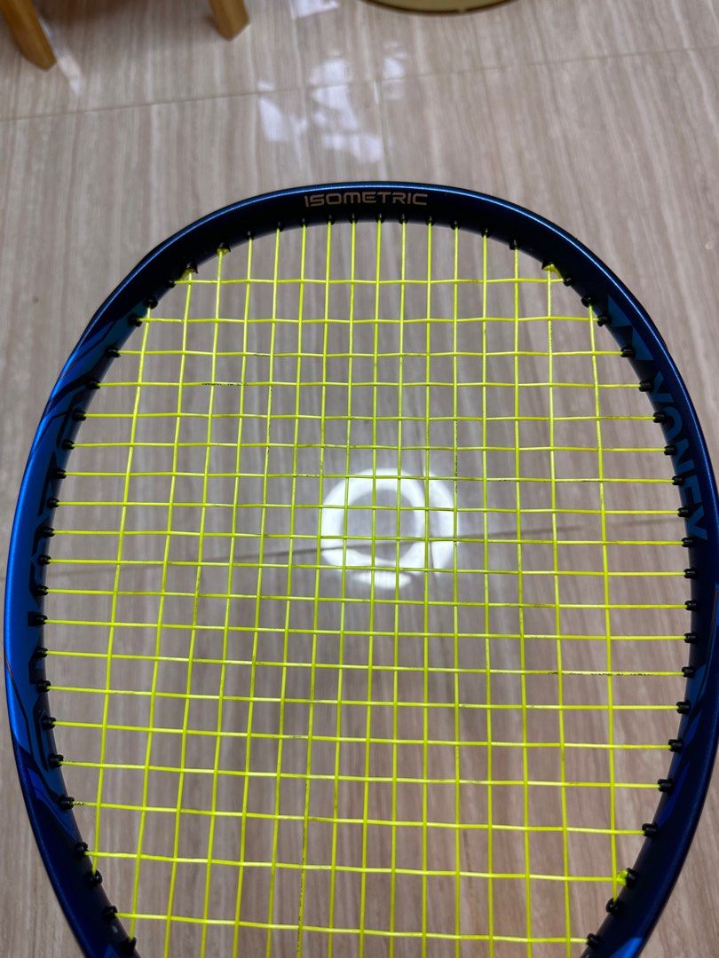 Yonex Ezone tour 98 2020 grip 2 (Installed leather grip), 運動產品, 運動與體育 ...