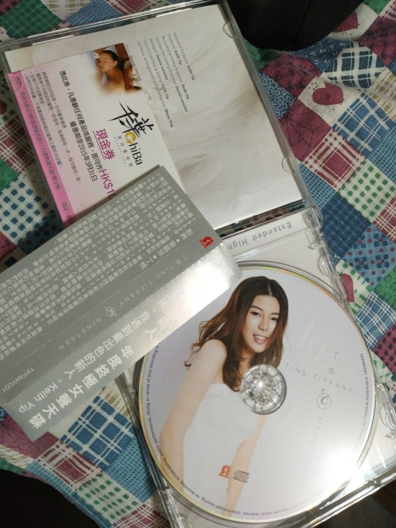 女聲天碟 丁悅 19 Nineteen CD 帶側紙 齊件 收錄了 love me tender holiday fallen 及從演繹李蕙敏的粵語歌 好結果 HIFI 發燒女聲, 興趣及遊戲 ...