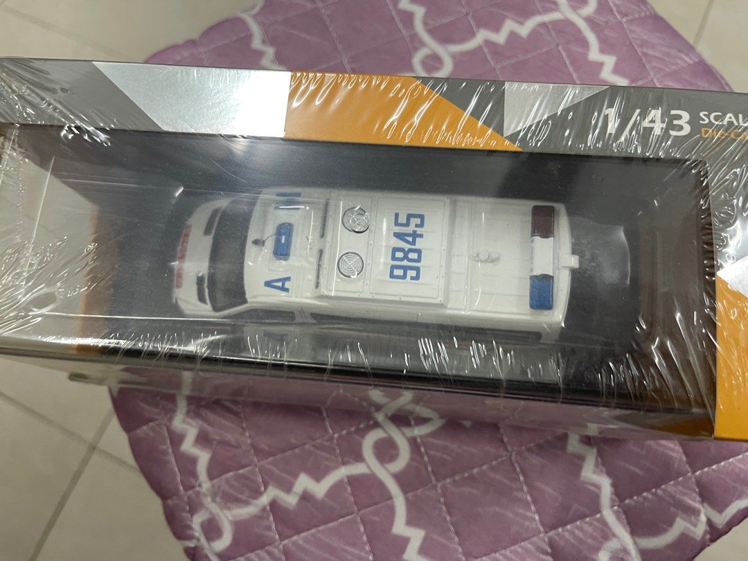 全新 tiny am9845 1:43 警車 警察 衝鋒車, 興趣及遊戲, 玩具 & 遊戲類 - Carousell