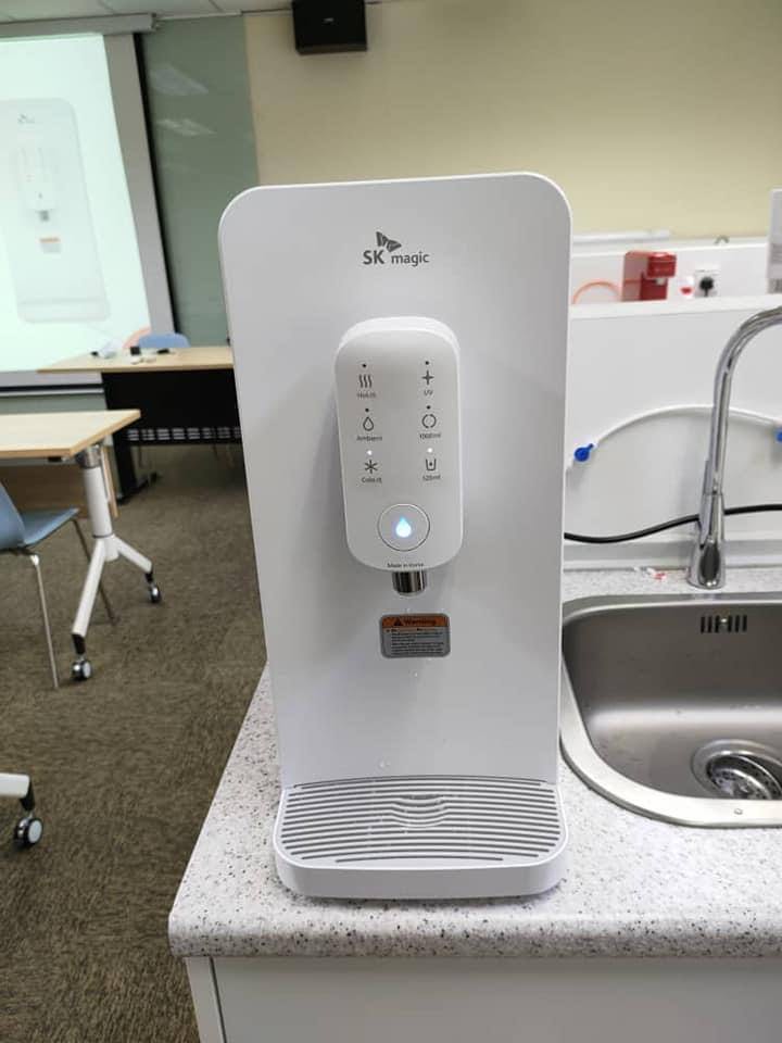 Air panas siap!, TV & Home Appliances, Kitchen Appliances, Water ...