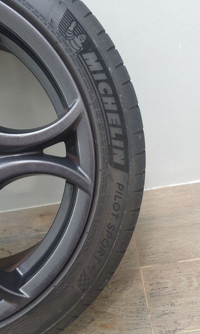 Alfa Romeo 18" Signature 5-Horseshoe Alloy Rims Wheels, Car Accessories ...