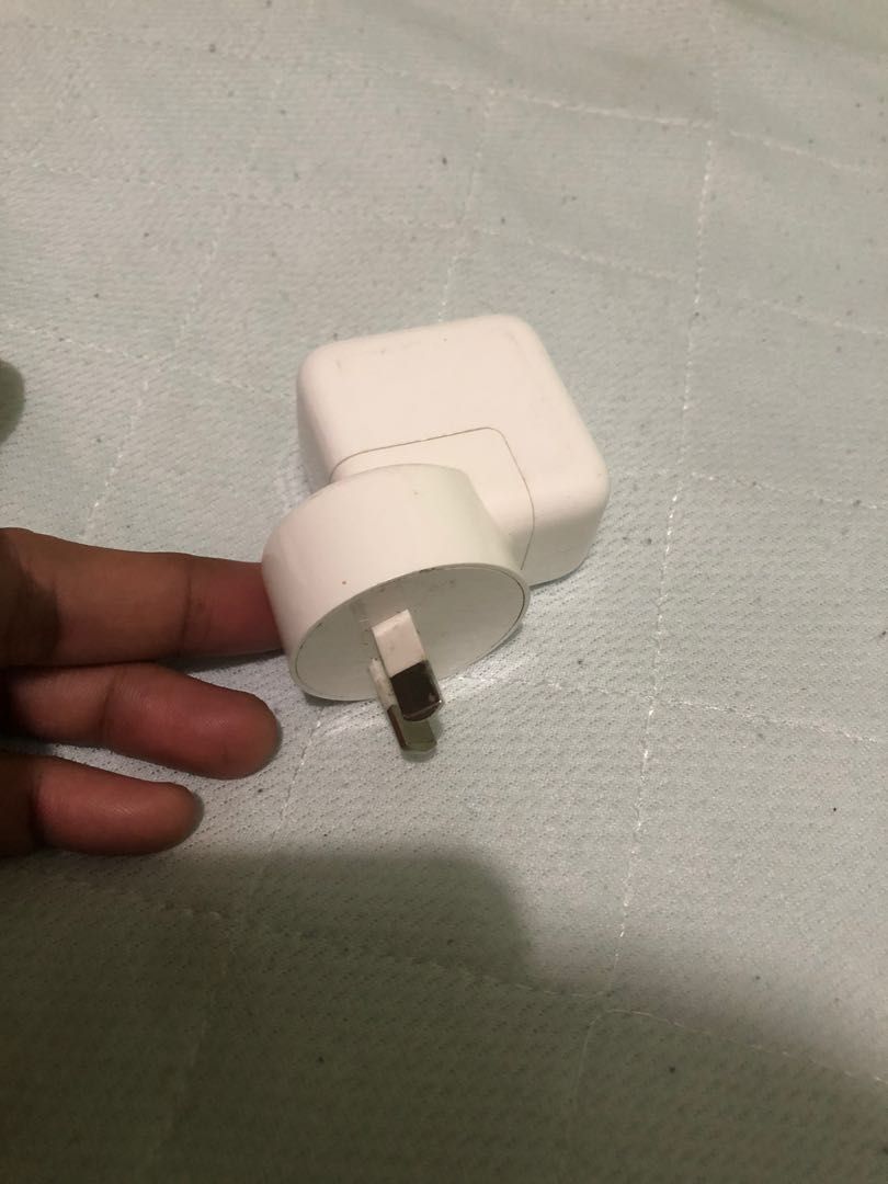 Apple 12W head adapter slanted outlet variant, Mobile Phones & Gadgets ...