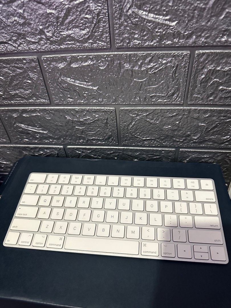 Apple Magic Keyboard 2, Computers & Tech, Parts & Accessories, Computer ...