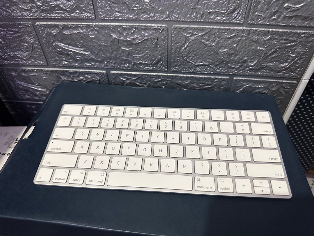 Apple Magic Keyboard 2, Computers & Tech, Parts & Accessories, Computer ...