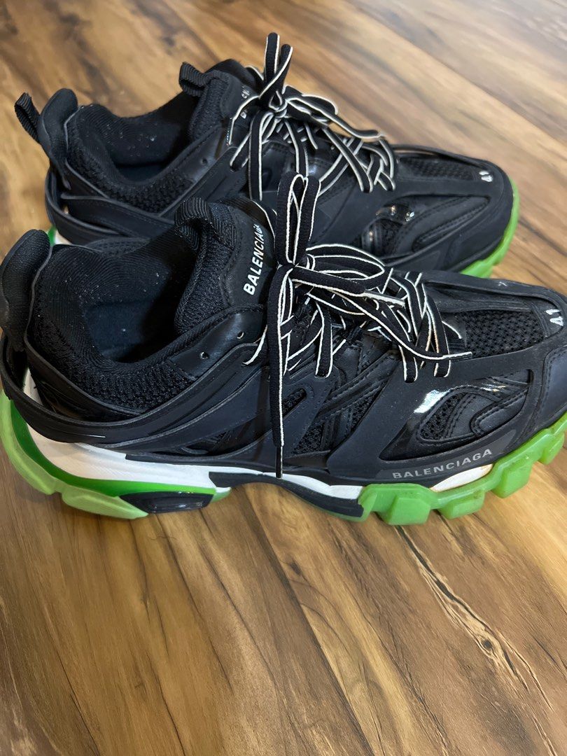 Balenciaga Track Neon Green, Men's Fashion, Footwear, Sneakers on Carousell